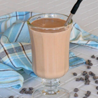 Low Carb Chocolate Hazelnut Shake - Step Away From The Carbs