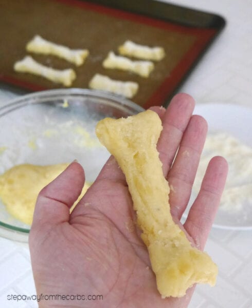Halloween Breadstick Bones (Low Carb) - Step Away From The Carbs